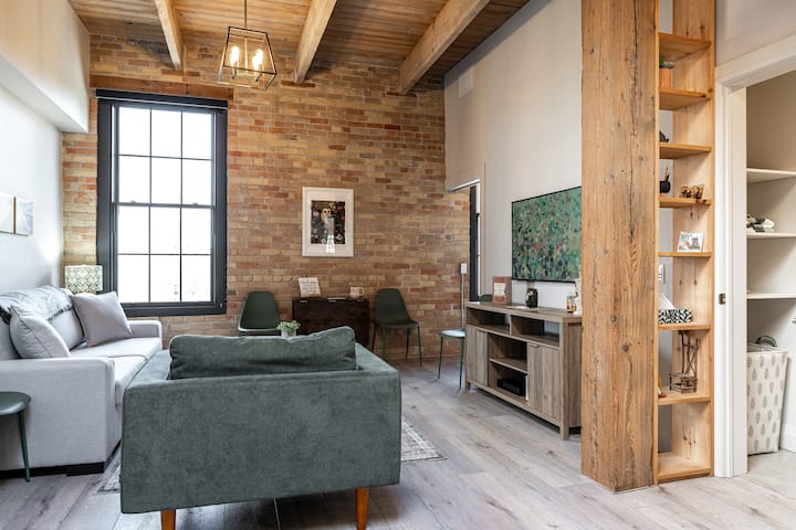 Bradshaw Lofts: Borealis - Stratford