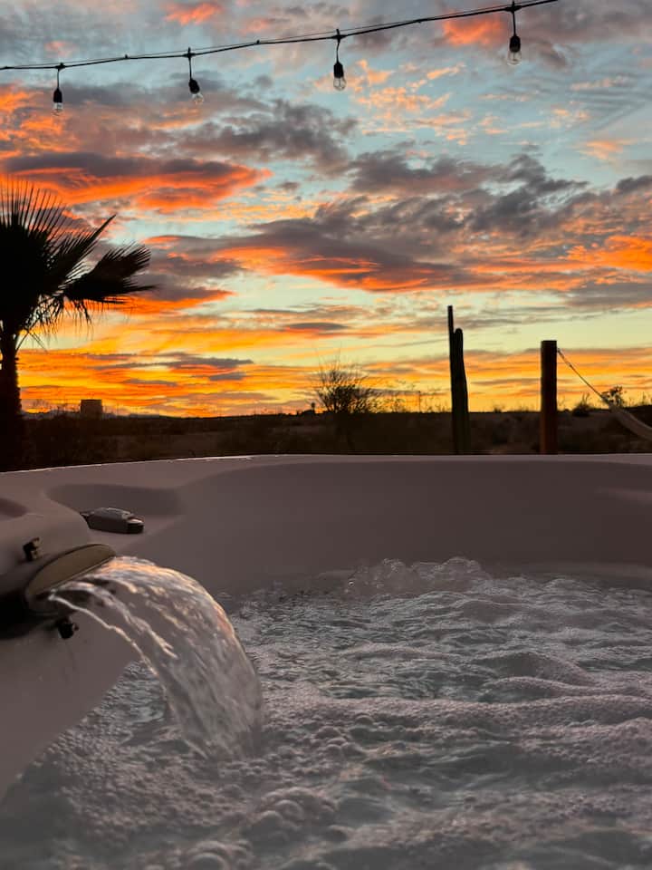 Stargazer's Oasis · Hot Tub · Hammock · Fire Pit - Twentynine Palms, CA