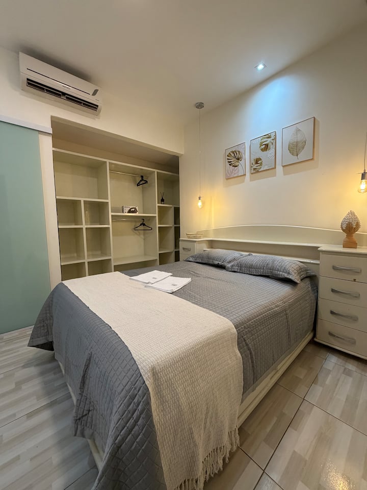 Casa Girassol Arapiraca, Completa E Com Garagem. - Arapiraca