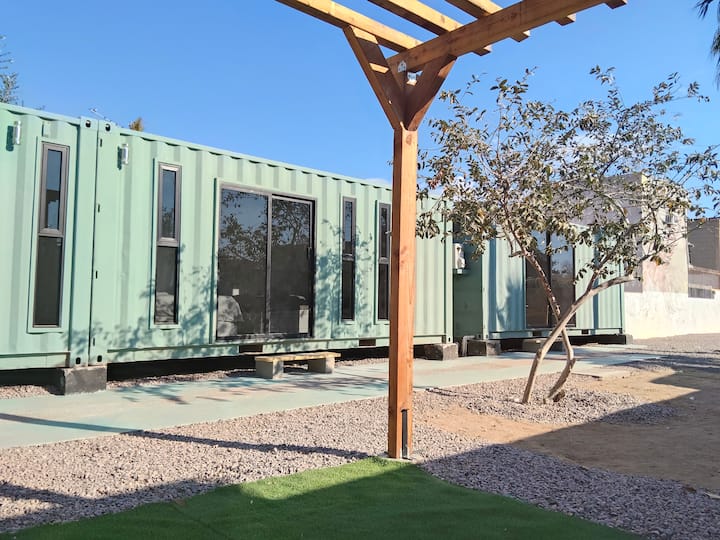 Villa Ballena Containers Propiedad Entera - La Paz