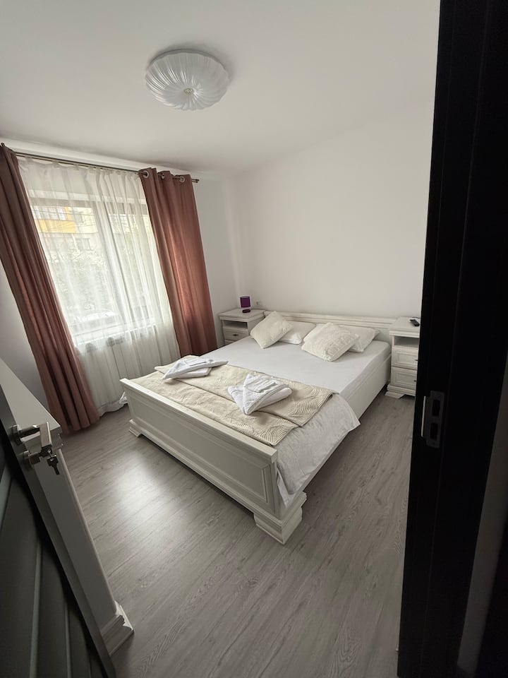 Apartament Central T.o - Dofteana
