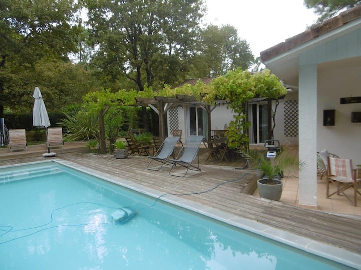 Villa Au Calme, Piscine Privée - 6 Pers. - Biscarrosse