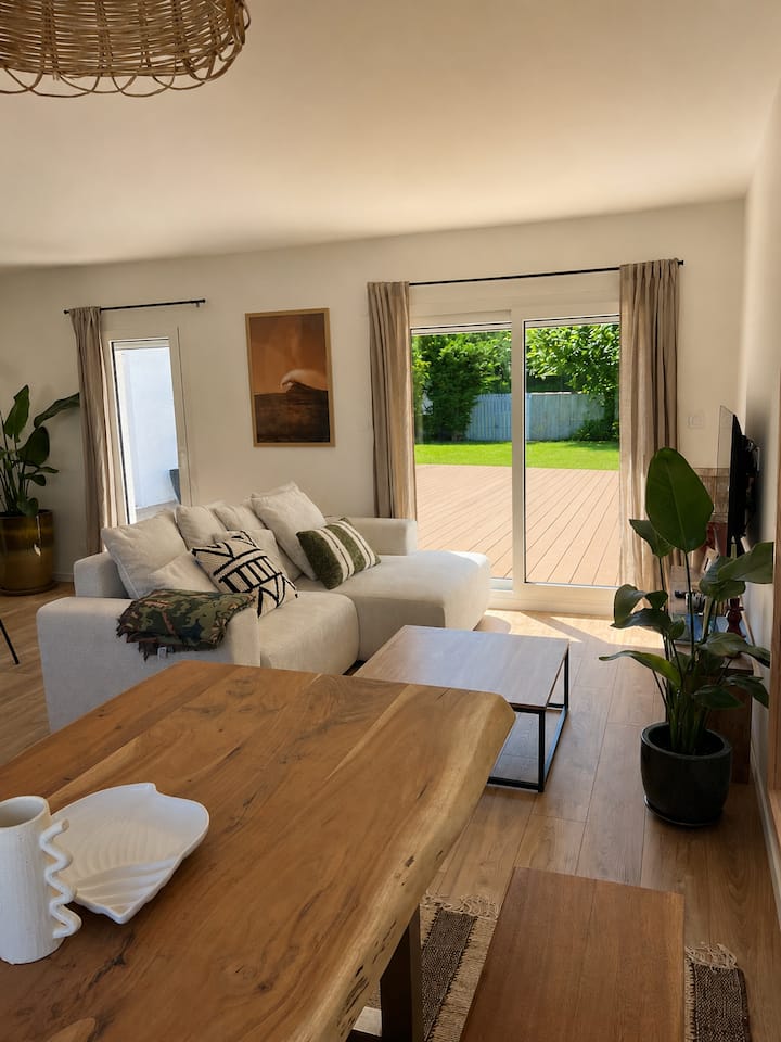 Maison Familiale Entièrement Rénovée - Arcachon