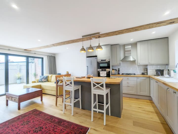 The Hive - Pet Friendly House - Emsworth - Emsworth
