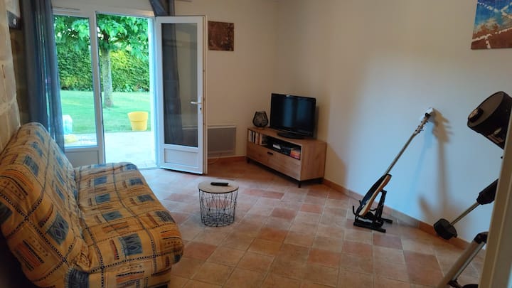 Gîte En Pierre En Lot Et Garonne - Lauzun