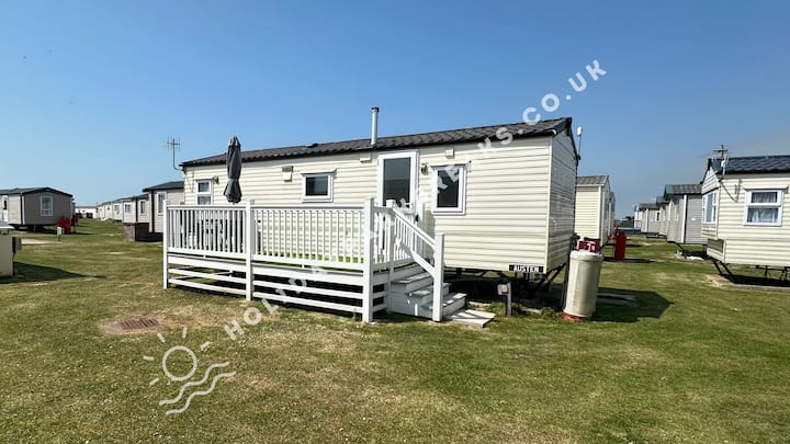 Compact 2 Bed | Sleeps 6 | Free Wi-fi - Bracklesham Bay