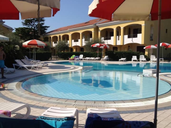 Hébergement Avec Piscine Partagée Et Jardin D'oliv - Bibione