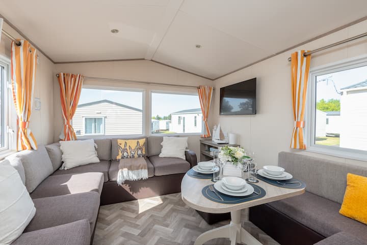 Peaceful Spot Near Edinburgh - 3-bed Caravan - East Lothian Council