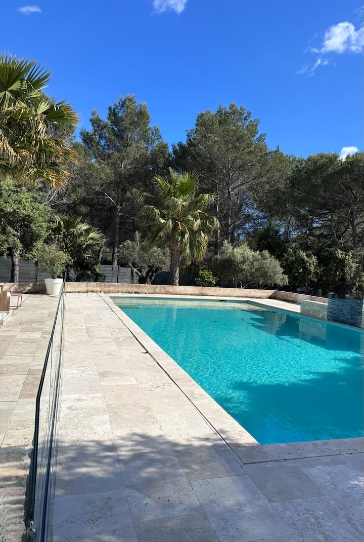 Villa Dans La Pinède Piscine Et Jeux Enfants - Miramas