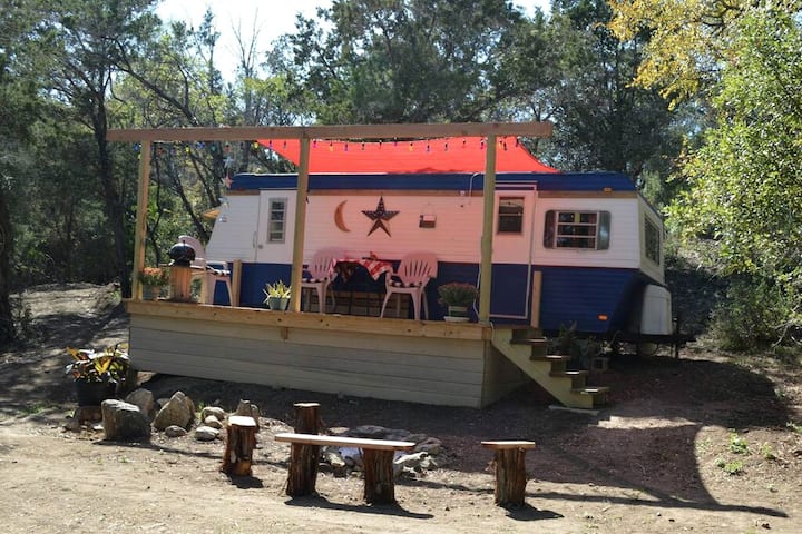 The Blue Moon - Marble Falls, TX