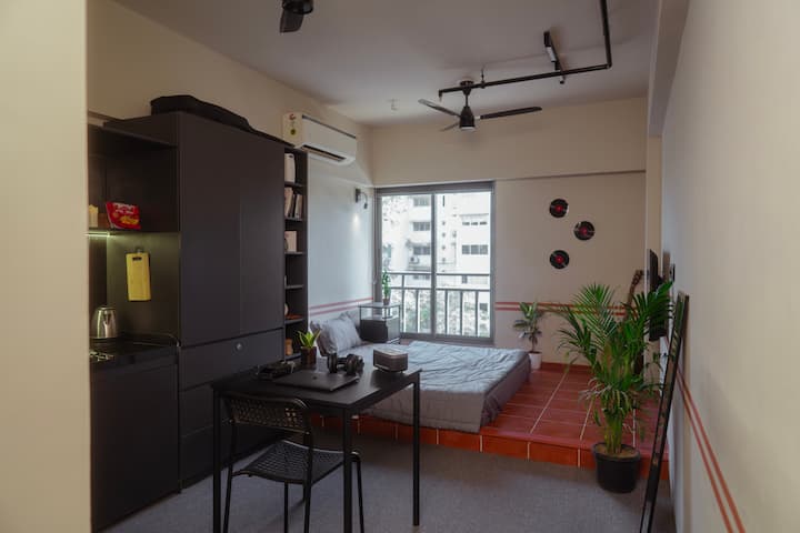 A Cozy Platform Bed Studio Apt By Flh Residences-2 - Ahmedabad