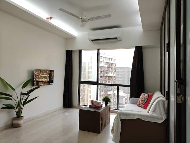 Skyline View 1bhk Near Jio World Bkc + Smart Tv - Mumbai