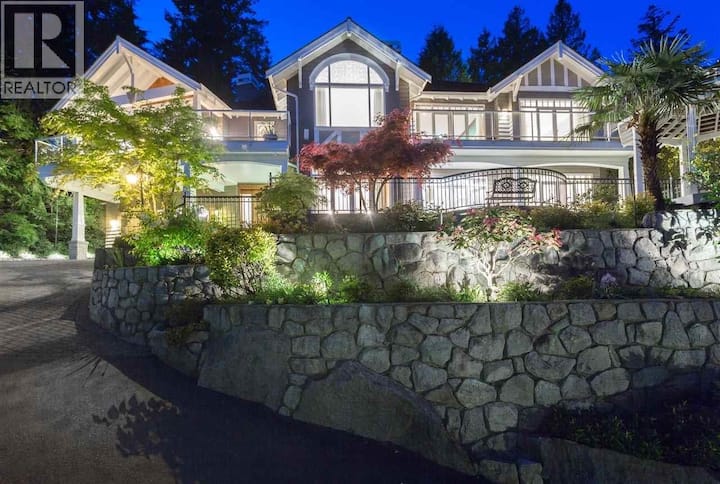5br Entire Mansion Luxury Ocean View Estate - West Vancouver