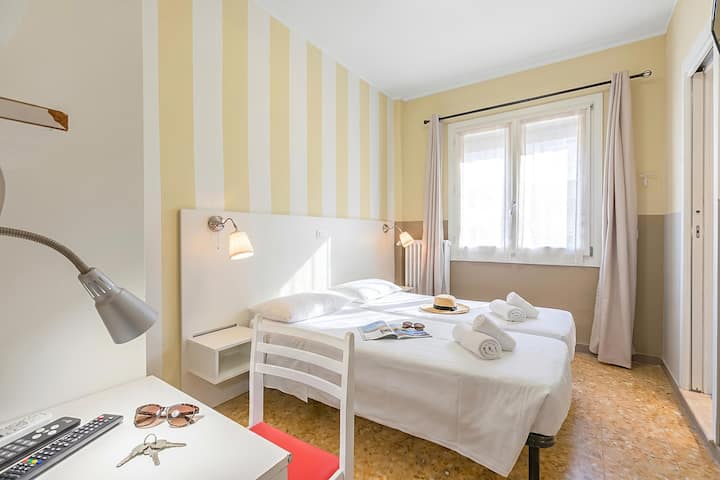Hotel Del Golfo 61 - By Happy Rentals - Alassio