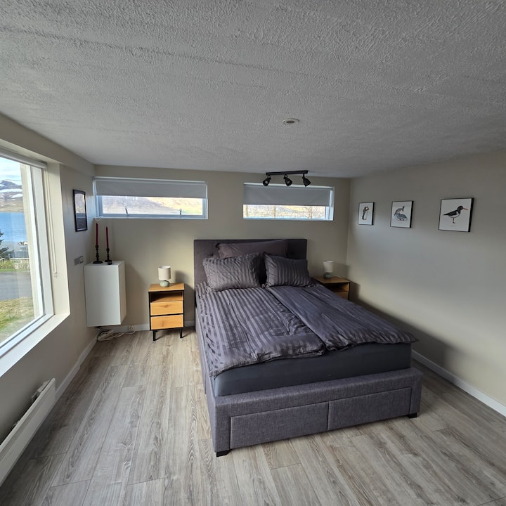 Cozy Apartment In Heart Of Westfjords. - Islande