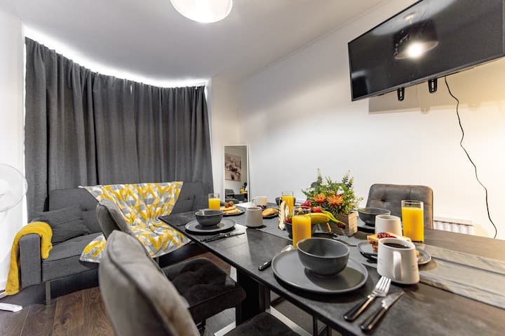 Spacious Southsea Retreat - Southsea