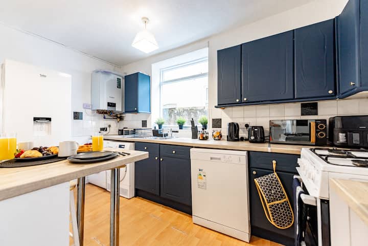 Spacious Southsea Retreat - ヘイリング島