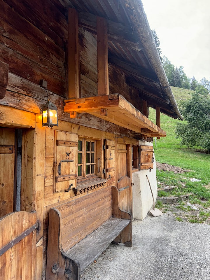 Chalet D'alpage Avec Vue Sur Les Préalpes - Montreux