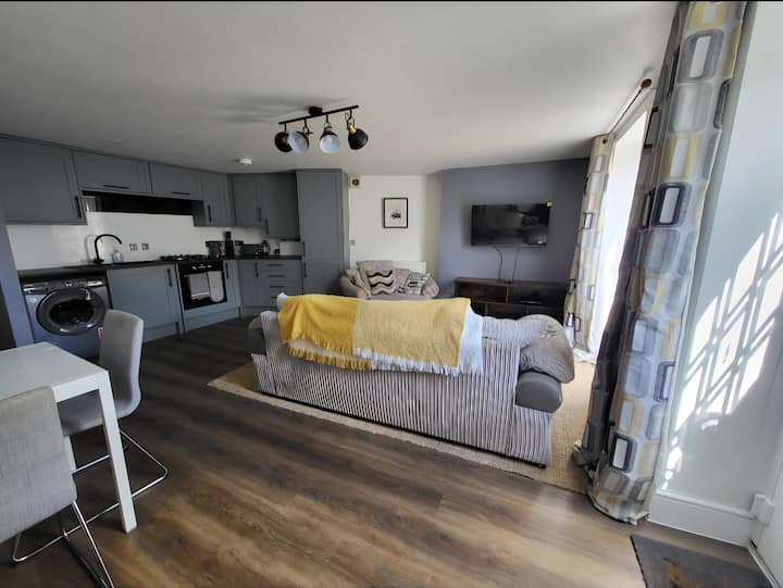Historic Frome Retreat With Private Garden - Frome