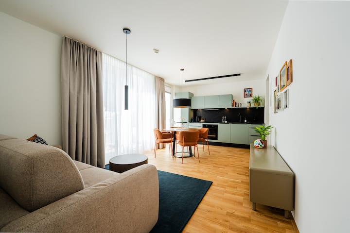 Innenhof-apartment Mit Kleinem Garten - Innsbruck
