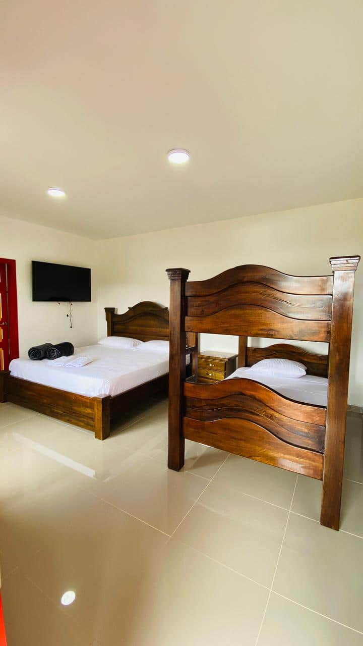 Hotel Campestre San Fernando
Habitación Cuádruple - Calima