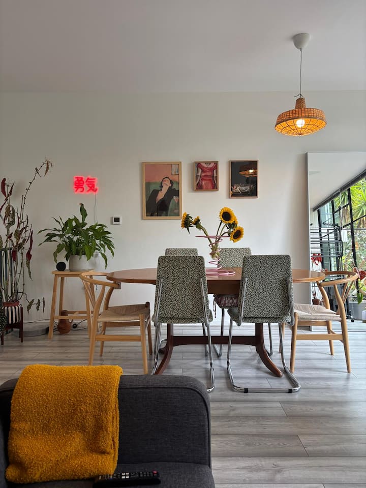 Duplex, Pool, Gym, Tennis And Balcony Next Trainst - Londra