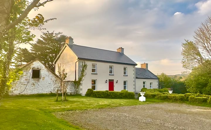 Charming Countryside Farmhouse In Clare - Limerick