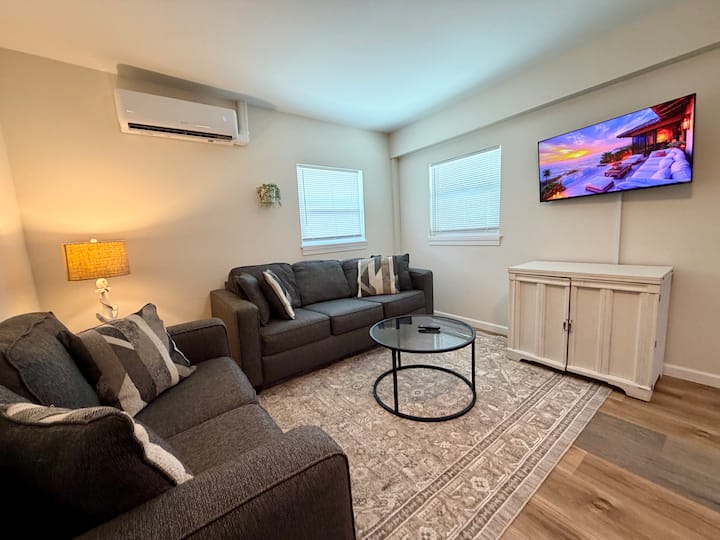 Charming Beaufort Space | Perfect 4 Extended Stays - Port Royal, SC