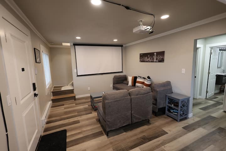 Gorgeous Restful Sleep Home - Renton, WA