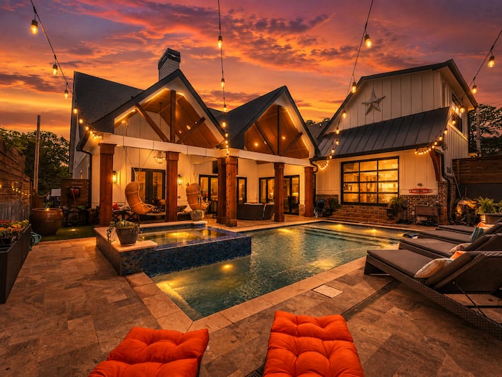 Atl World Cup House W/ Pool 6 Beds + Private Baths - Lake Lanier, GA
