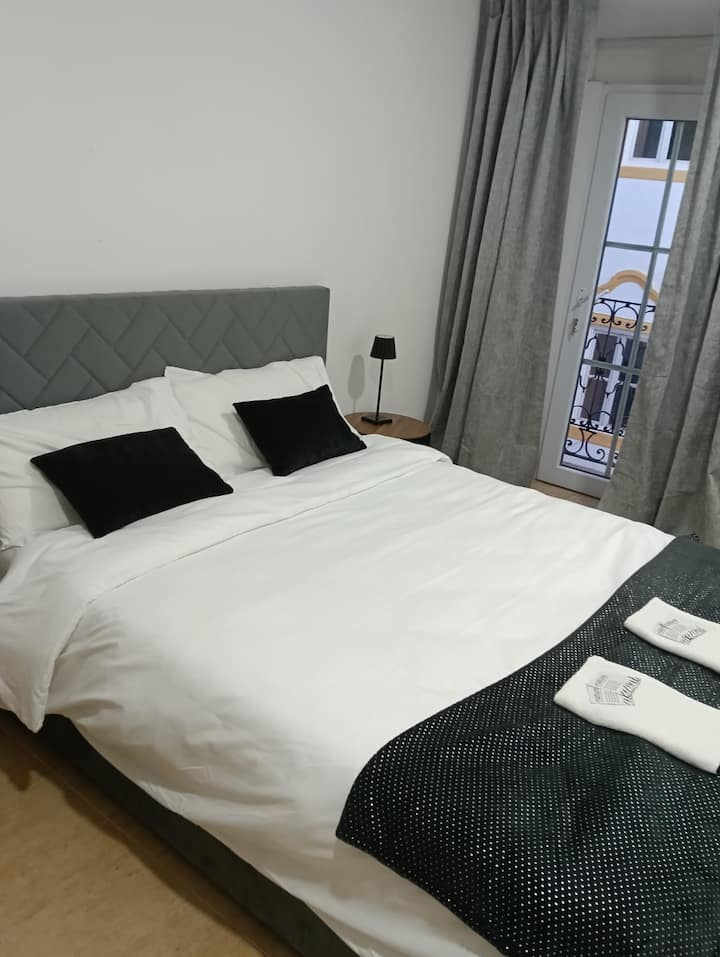 Apartamento Com Varanda - Elvas