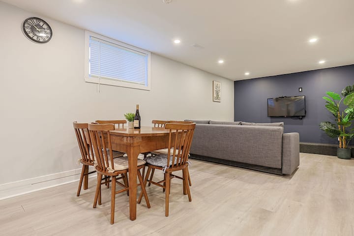 Montreal South Shore Escape - Brossard