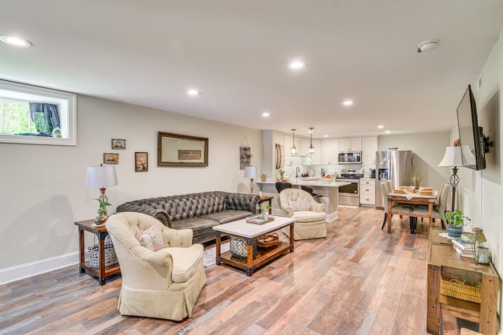 Explore Historic Dtwn Staunton! Walkable Apartment - Staunton, VA