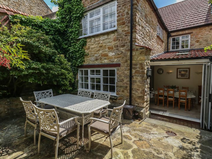 Crantock - Yeovil