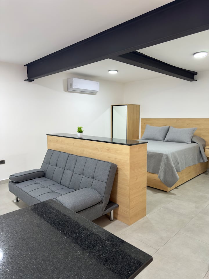 Loft La Huerta #3 | Consulado | Factura - United States