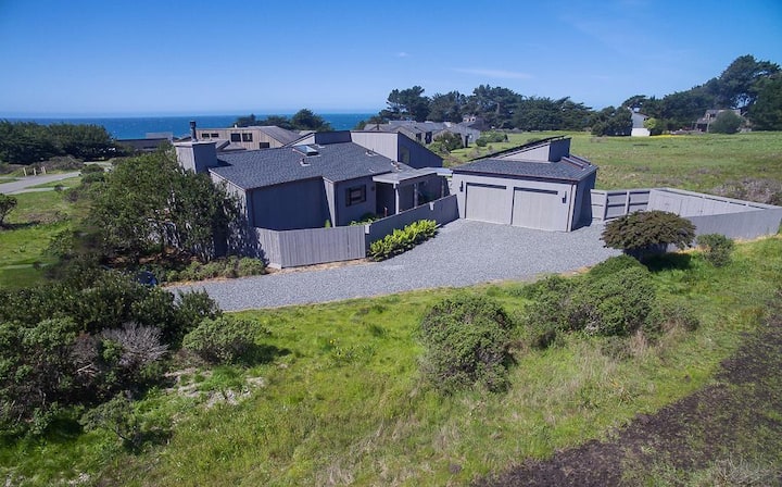 Odyss-sea | Scenic Retreat With Fireplace - Sea Ranch, CA