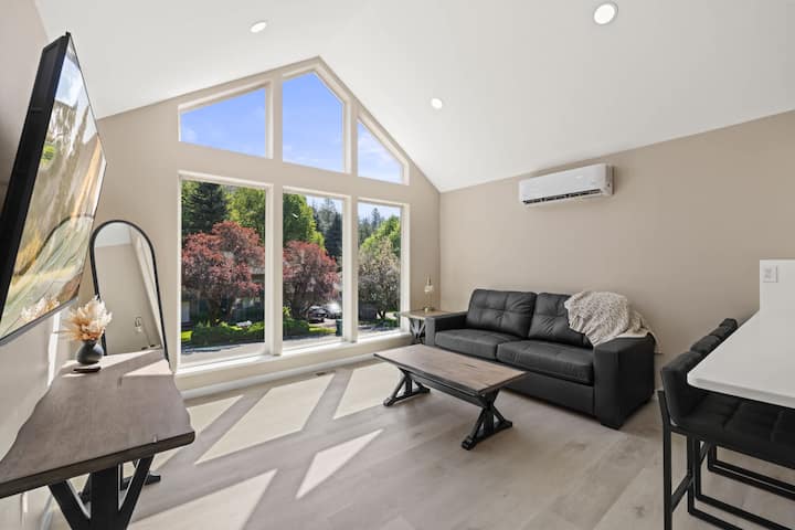 Modern 1br With Garage And Yard Near Downtown Cda - Coeur d'Alene, ID