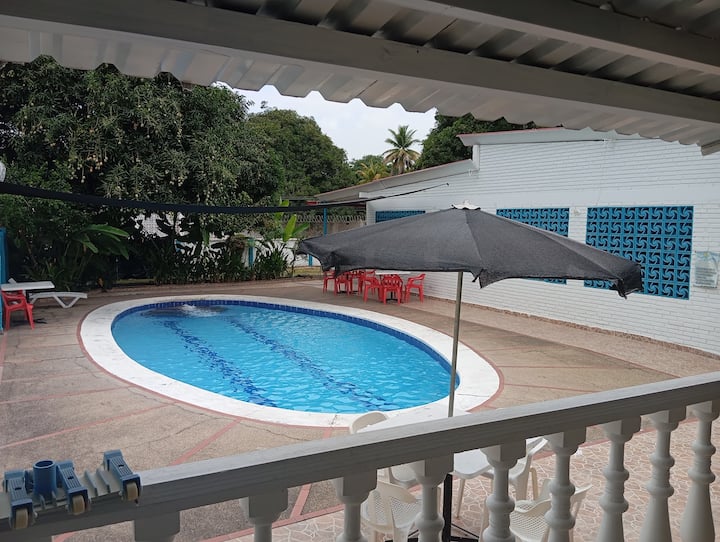 Lo Mejor De Melgar En Cabaña Capri 1 - Piscina - Melgar