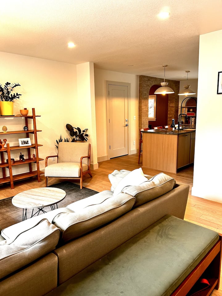 Designer Home, Shaded Yard, Walk To Trails & Shops - Boulder, CO