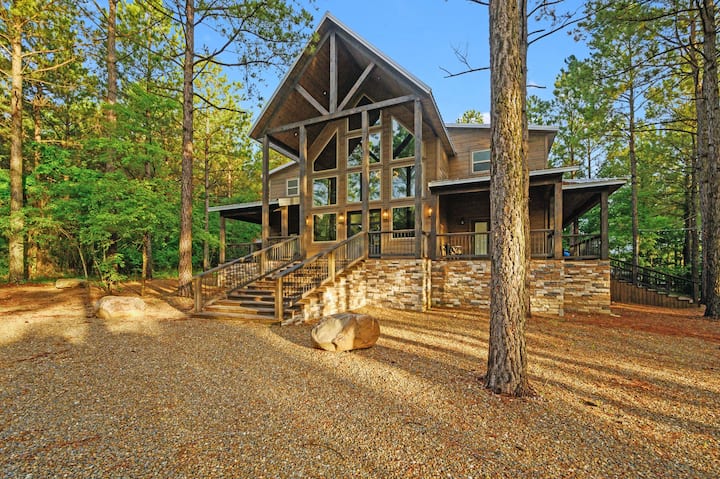 Rosé All Day | Sleeps 20 With Playground, Hot Tub - Broken Bow, OK
