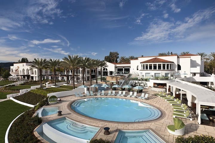 La Costa Condo, By Gardens, Beaches And Theme Park - Carlsbad, CA