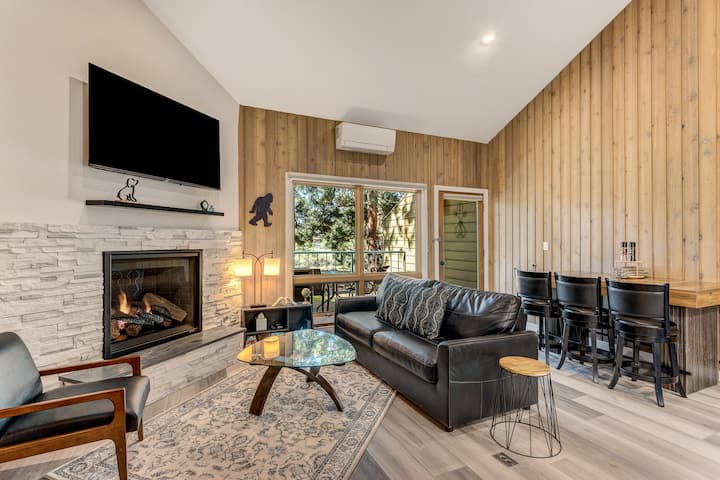 Mountain Daydream West Bend Condo With Pool! - Bend, OR