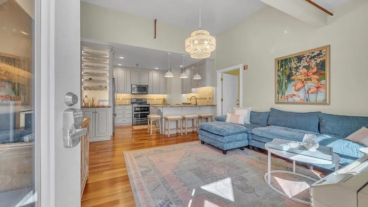 Lake Views | Walk Everywhere | 3br Beach Resort - Elkhart Lake