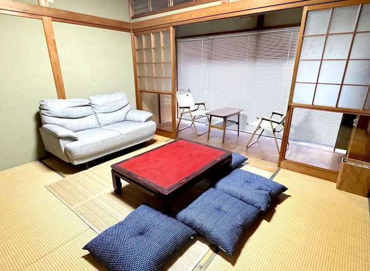 伊勢神宮内宮徒歩10分、個室ゲストハウス「おかげ参り宿場 おはらい町通り荘」丸ごと一棟貸切プラン - 이세시