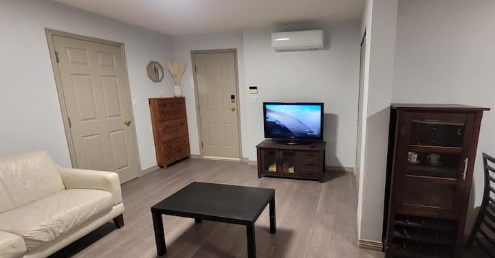 Spacious Guest Suite In Coquitlam - Coquitlam