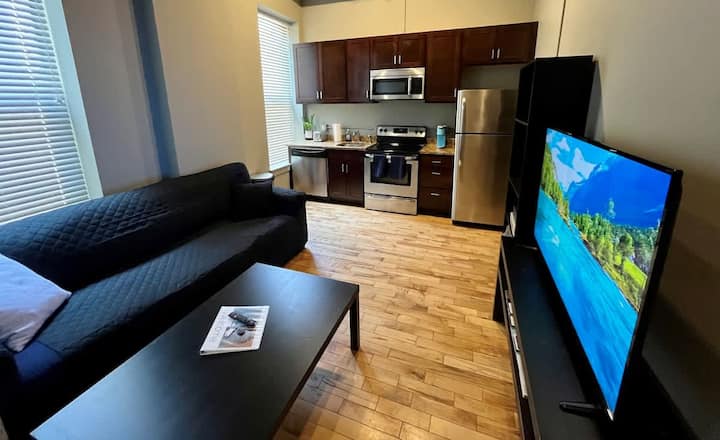 Cozy Retreat Downtown - Grand Rapids, MI