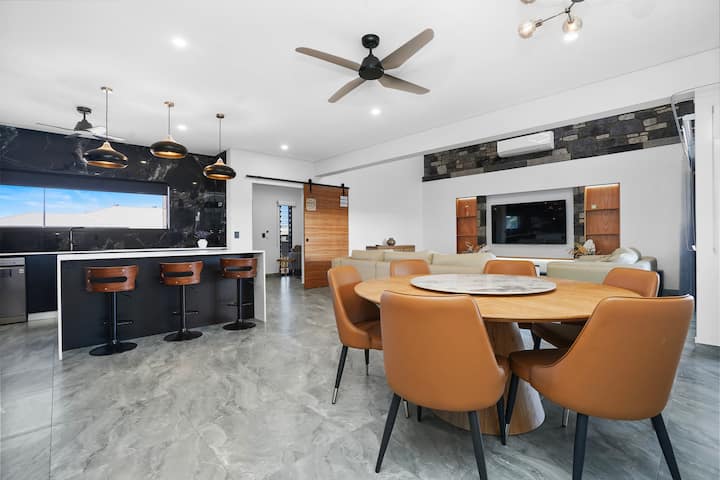 Ultra Modern Luxury With Pool Northcrest Estate - Palmerston