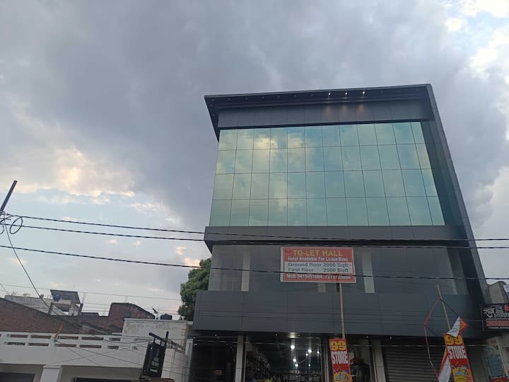 Maison De Ville, Gare - Kanpur
