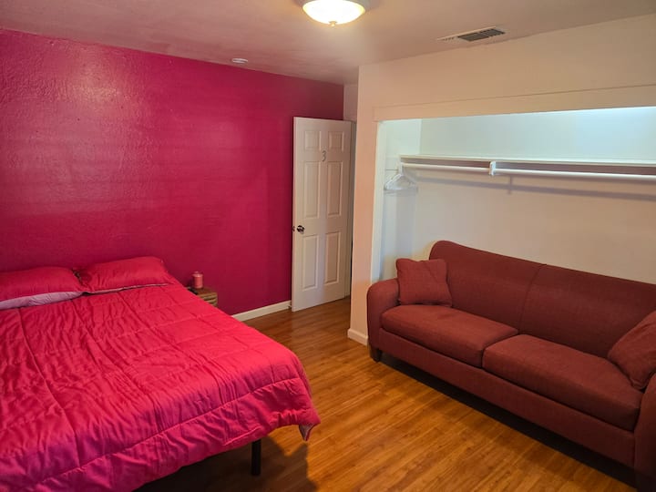 The Pink Room - Sacramento, CA
