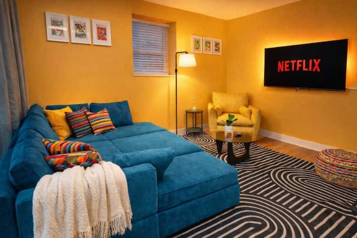 Modern 3br Chicago Apt Near Loyola Uni & Lakefront - Evanston, IL
